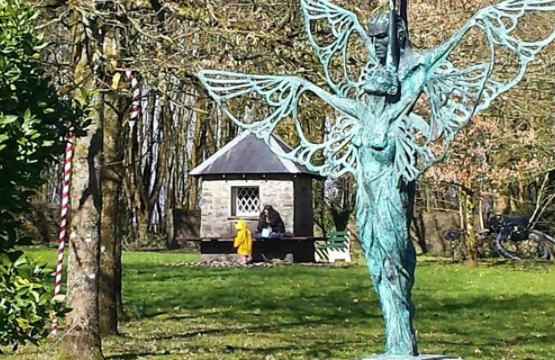 Admiring Midir (A fairytale retold) – Ann Gerety Smyth